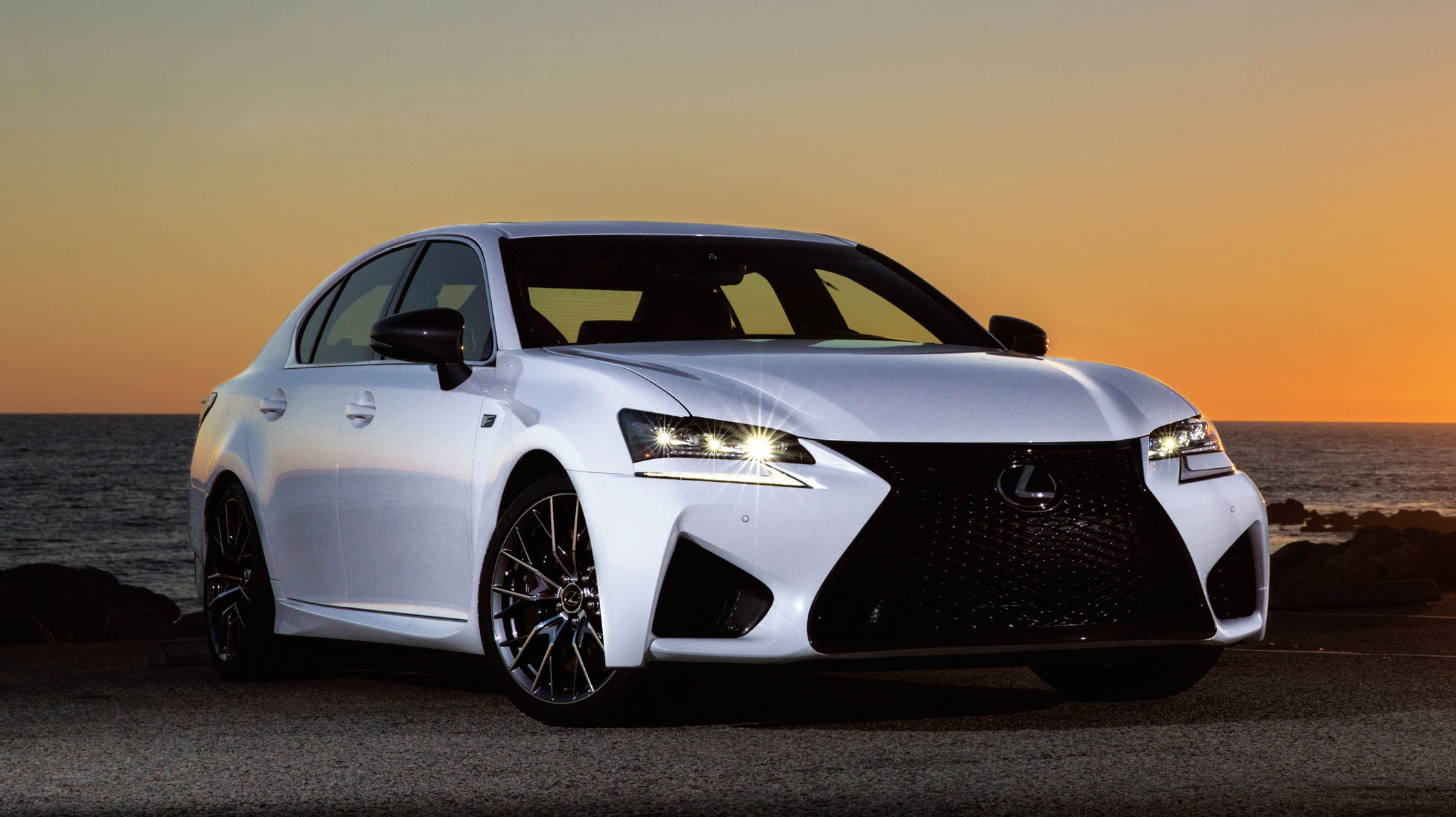 The Lexus GS-F is a ‘hoot’ to drive - North Valley Magazine